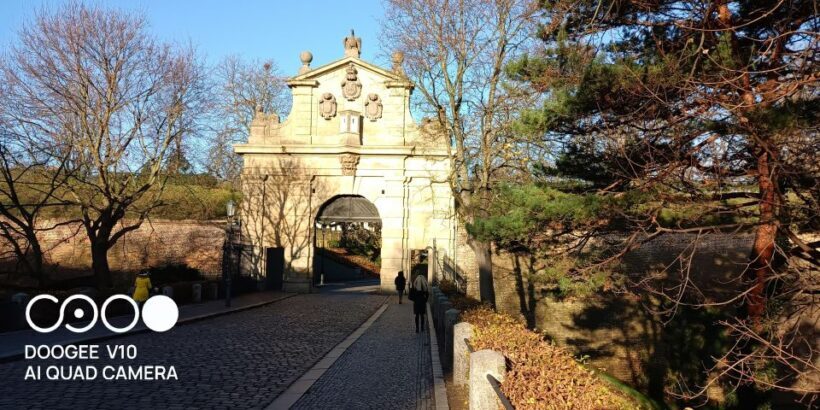 Real life in Prague - Easy Walk from Vysehrad to Vyton - FAQ