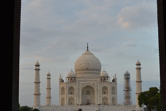 Red Fort Fast Track Entry Ticket in Delhi 2 hours Tour - The Sum Up