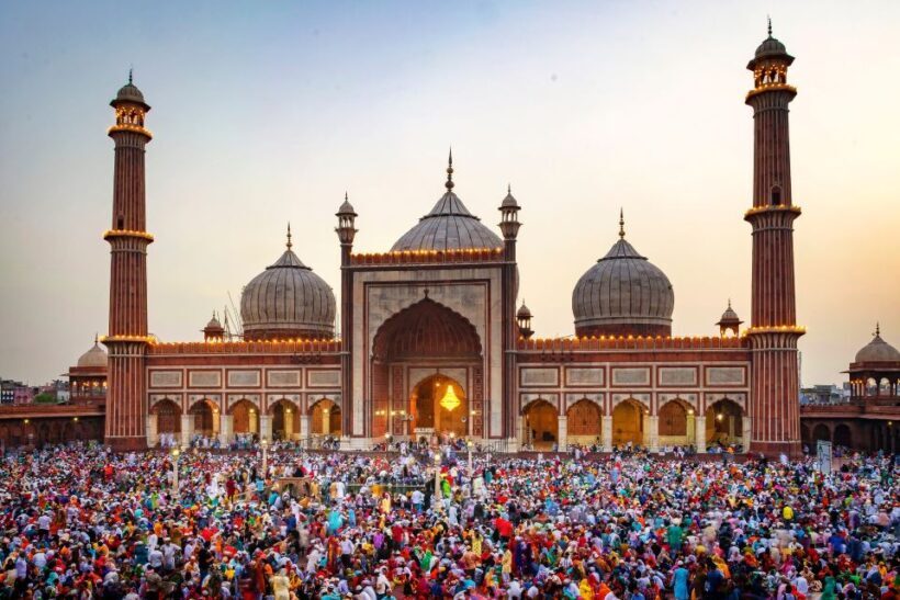 Red Fort & Old Delhi: Half Day Heritage Walking tour - What This Tour Offers and Why It Matters