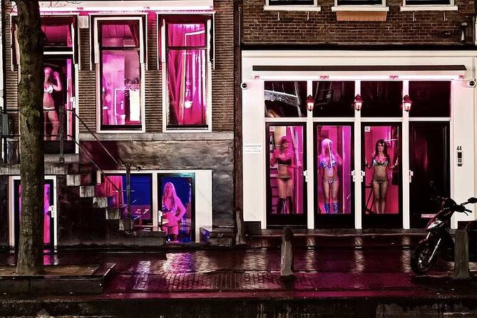 Red Light District Primetime Private Tour for 18+ Only - What Does the Tour Really Offer?