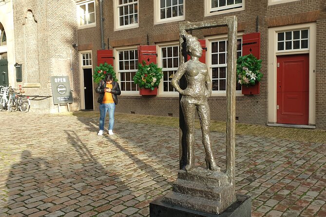 Red Light District Tour by Locals, Small Group (approx 4) - Tour Experience and Highlights