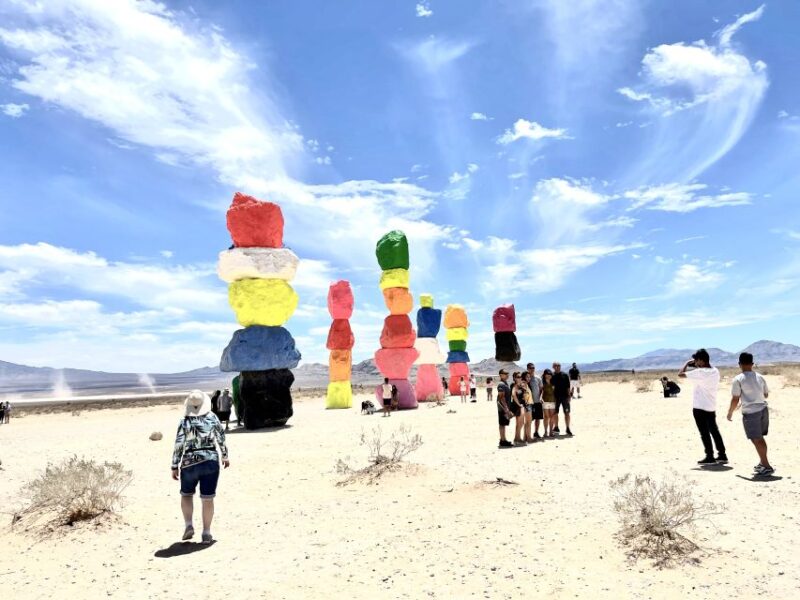 Red Rock Canyon Sign& Seven Magic Mountains Tour - Who Will Love This Tour?