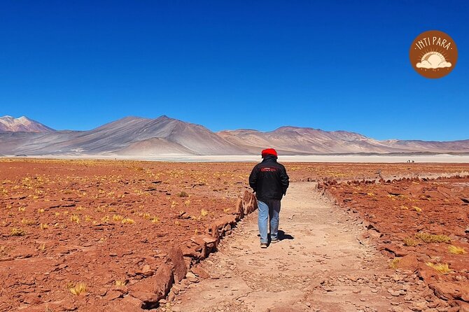 Red Stones and Altiplanic Lagoons - Exploring the Altiplanic Lagoons