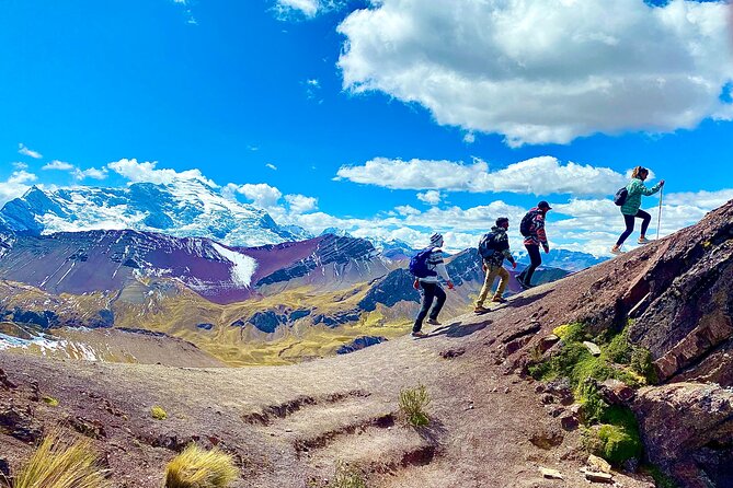 Red Valley + Rainbow Mountain Tour - Customer Experiences and Feedback