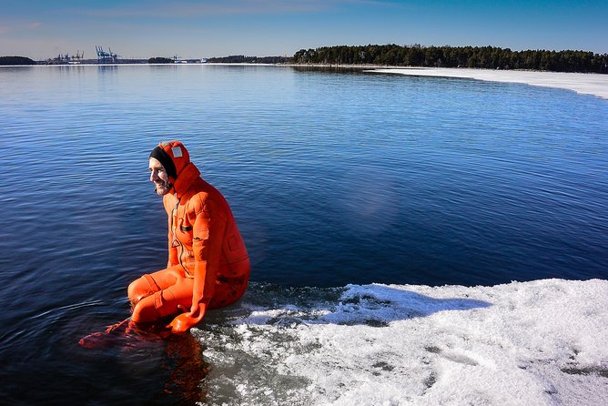 Redrib Ice Experience - A Closer Look at the Ice Swimming Adventure