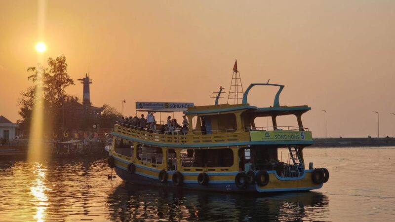 RedRiverTours - Enjoying Sunset & Night Squid Fishing - Practical Details and Tips