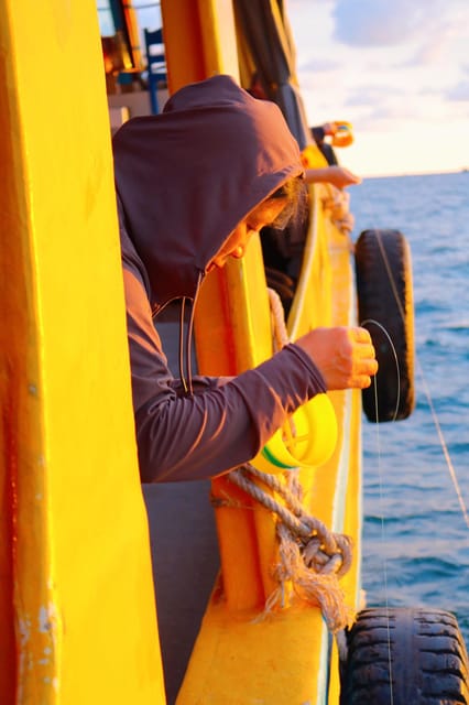 RedRiverTours - Enjoying Sunset & Night Squid Fishing - Who Will Love This Tour?