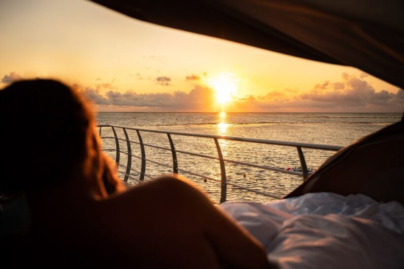 Reef Sleep: 2-Day Great Barrier Reef Pontoon & Gourmet Meals - Key Points