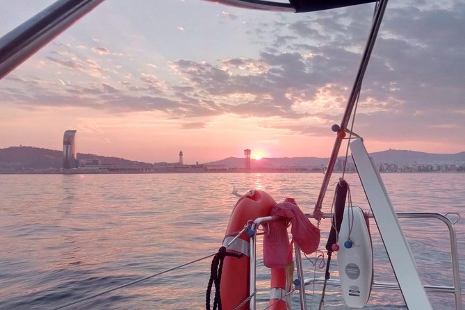Refreshing 1-Hour Sailing Tour in Barcelona With Open Bar&Snacks - What to Expect on Board