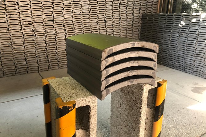 Refreshing in Asakusa! Tile-Breaking / Kawara Smash in Asakusa, Tokyo - Arriving at the Asakusa Location