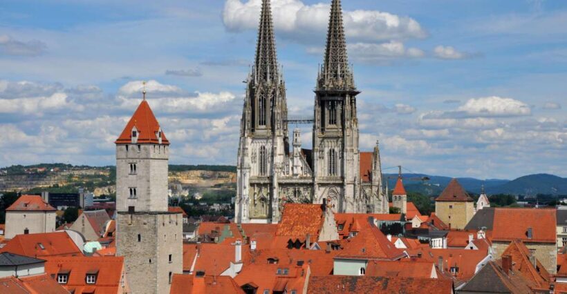 Regensburg: Express Walk with a Local in 60 minutes - Analyzing the Value: Price, Duration, and Experience
