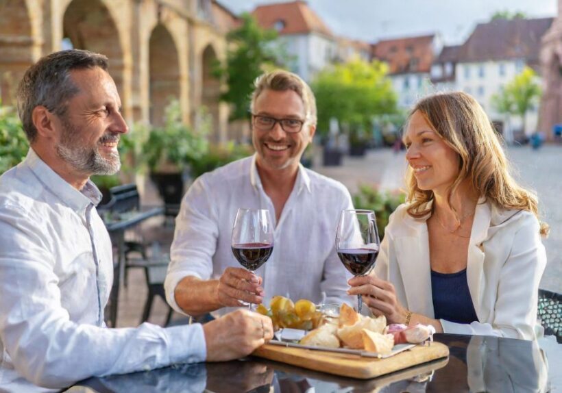 Regensburg: walking tour with italian wines and food tasting - The Food and Wine Tasting Experience