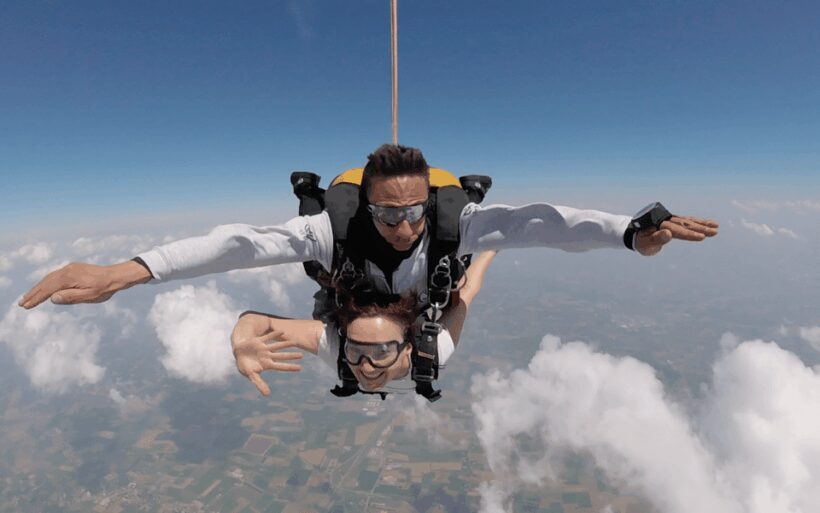 Reggio Emilia: Tandem Skydiving Experience - Key Points