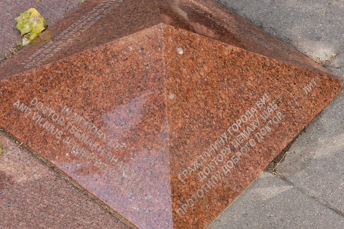 Regular Walking Tour of Jewish Vilnius - Private Tour Upgrade Options