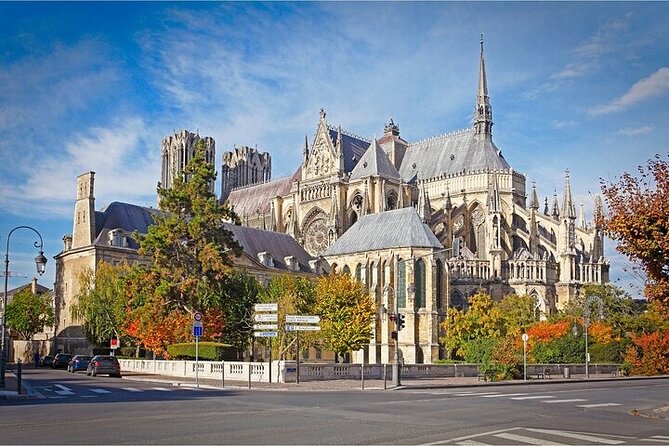 Reims Scavenger Hunt and Highlights Self-Guided Tour - FAQs