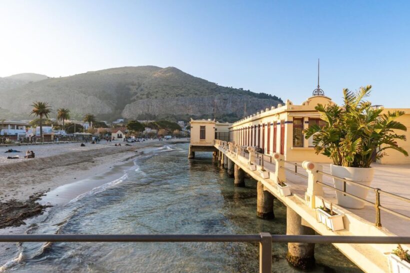 Relax in Mondello and Sanctuary in Monte Pellegrino - FAQ
