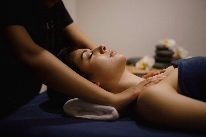 Relaxation Massage in Cheltenham, Melbourne - The Location and Booking Process
