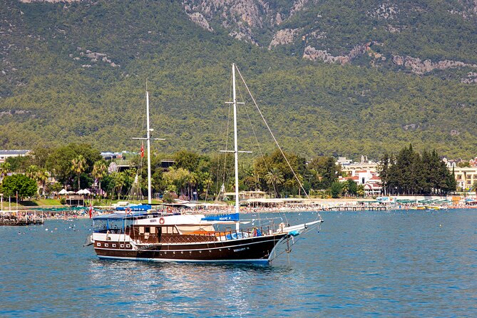 Relaxing Boat Trip w/Lunch and Drinks from Antalya - The Meal and Drinks