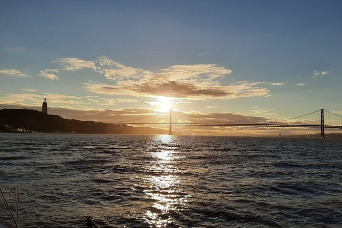 Relaxing Sailboat Cruise Along the Tagus - Accessibility and Special Considerations