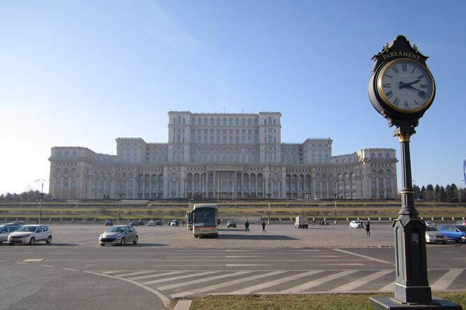 Relics of Communism: 3-Hours Walking Tour (Small Groups) - Museum Admission as Part of the Experience