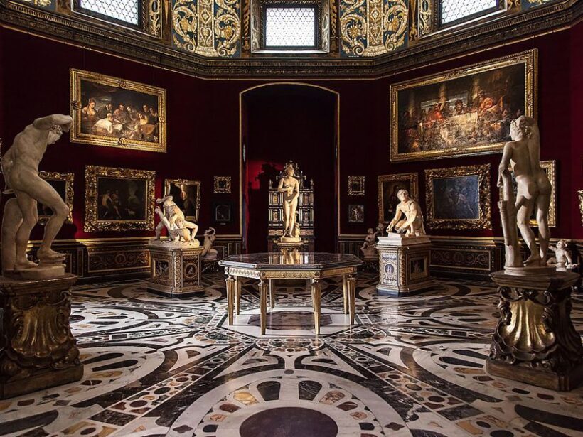 Renaissance Masterpieces & Medici Stories: Uffizi Gallery - The Artistic and Historical Context
