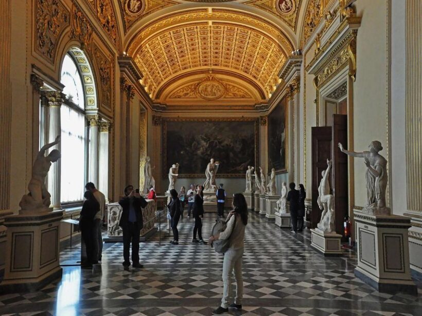 Renaissance Masterpieces & Medici Stories: Uffizi Gallery - Practical Details and Value