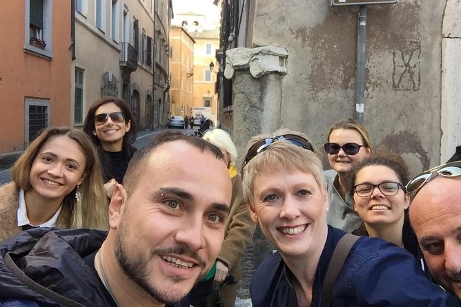 Renaissance Scarlet Ladies Tour: Caravaggios and Borgias Women - Visiting Historic Sites: Palazzo Doria Pamphilj, Basilica S. Agostino, and Campo De Fiori