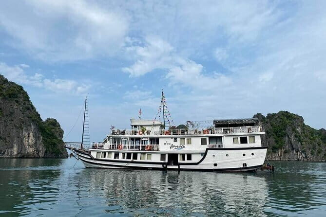Renea Cruises Boutique Bai Tu Long Bay Cruise from HANOI - Key Points