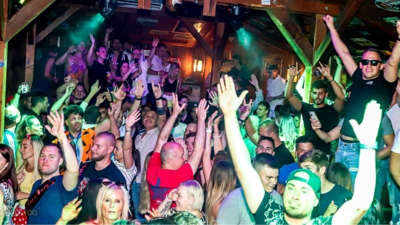 RENEGADE PUB SIÓFOK - Introduction
