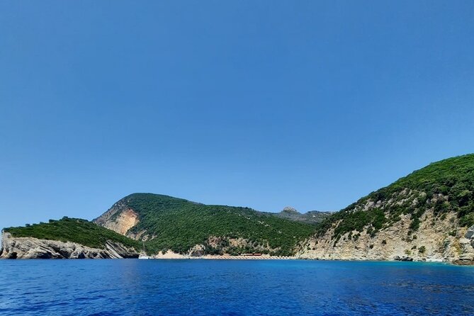 Rent a boat in Marina Bar Montenegro - Food and Beverage Options