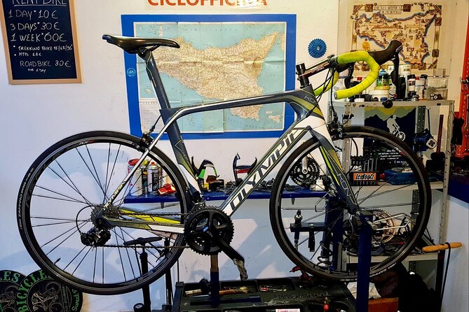 Rent a Carbon or Aluminum Road Bike in Sicily - Meeting and Pickup Information