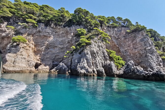 Rent a luxury speed boat for great fun on this Elaphiti Islands tour - FAQ Section