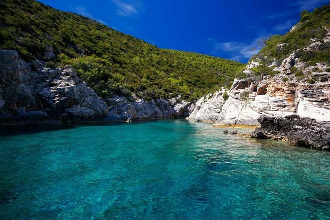 Rent a speed boat from Split or Trogir - A Closer Look at the Experience