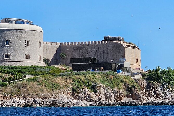 Rent a speedboat - up to 15 people(charged per hour) - Who Would Enjoy This Tour?