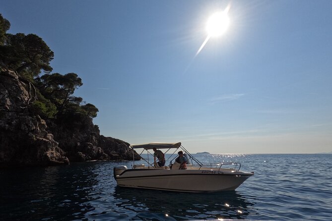 Rent a speedboat without skipper - discover beauties by yourself - FAQs