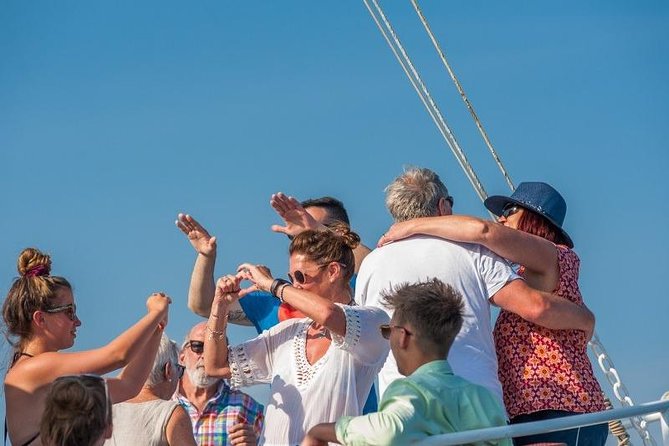 Rent a Traditional Wooden Boat (64 pax) - Introduction