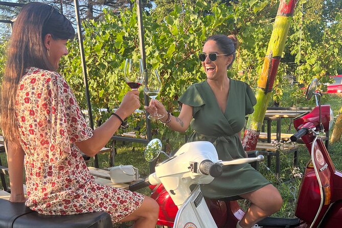 Rent a vintage Vespa for a whole day in Alba - Key Points