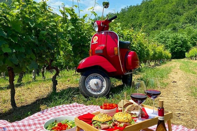Rent a vintage Vespa for a whole day in Alba - Authenticity and Comfort: Balancing Fun with Practicality