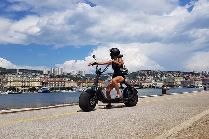 Rent an E-Scooter Chopper 2 Seater : Playa Del Ingles,Maspalomas and Meloneras - Capacity and Suitability for Passengers