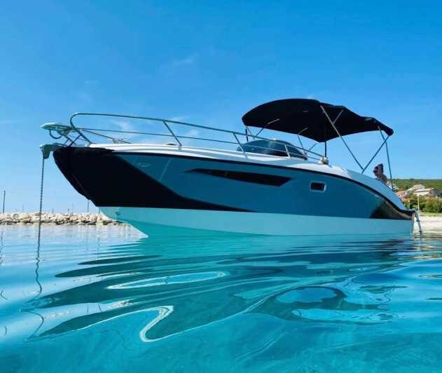 Rent Barca Dylet 85 and explore the Aeolian archipelago. - Key Points