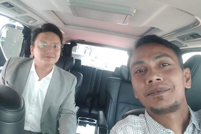 Rent Car Jakarta With Driver Speaking English - Key Points: