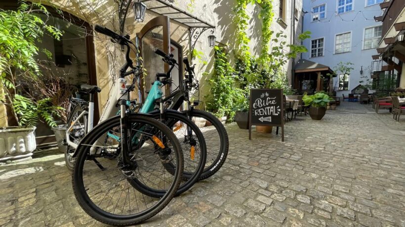 Rent EBIKE- Explore Wrocaw on Electric Bike - Key Points