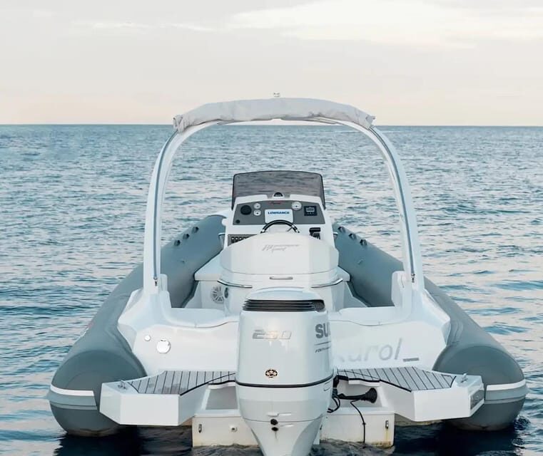 Rent Panamera Yacht P80 Karol explore the AeolianArchipelago - Key Points