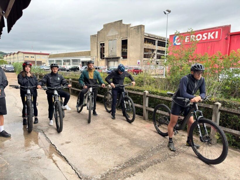 Rent your bike with us and we will help you to discover Gipuzkoa. - Routes and Terrain: A Range of Possibilities