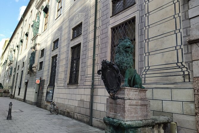 Residence Munich Private Tour Including Entrance Ticket - Accessibility and Participation