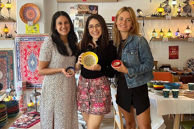 Resin Art Classes Brisbane: Cheeseboards & Coasters - The Sum Up