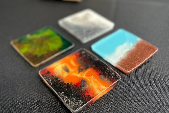 Resin Artwork in a Nolita Artist's Studio - An In-Depth Look at the Resin Art Workshop