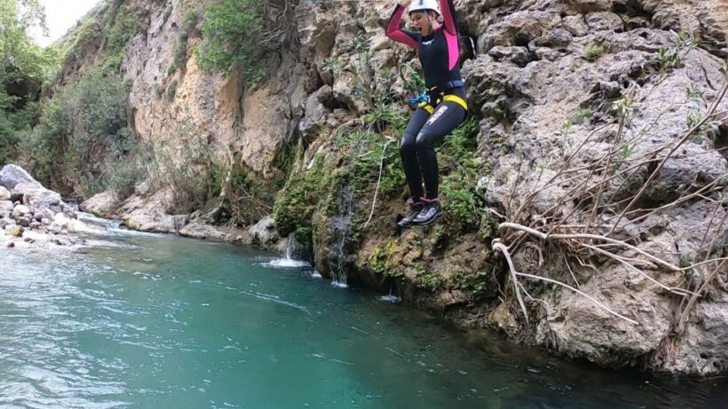 Rethymno: Canyoning Tour in the Kourtaliotiko Gorge - An Introduction to the Kourtaliotiko Gorge Canyoning Tour