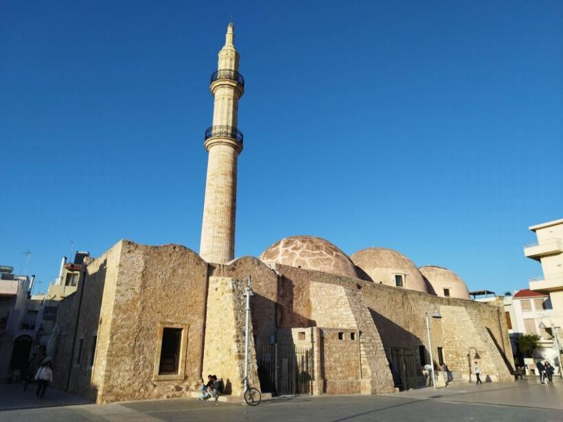 Rethymno: Old Town and Food Tasting Private Tour - Key Points