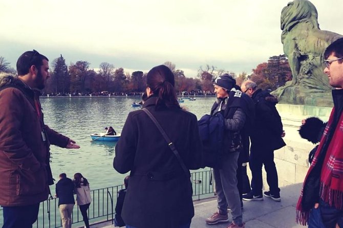 Retiro Park Walking Tour in Madrid - Exploring the Parks Natural Wonders